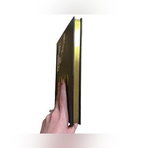 Accents | Coco Chanel New Special Edition The Illustrated World Of A ...